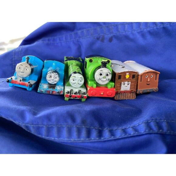 Thomas & Friends | Toys | Thomas The Train And Friends Lot Of 6 Mini ...